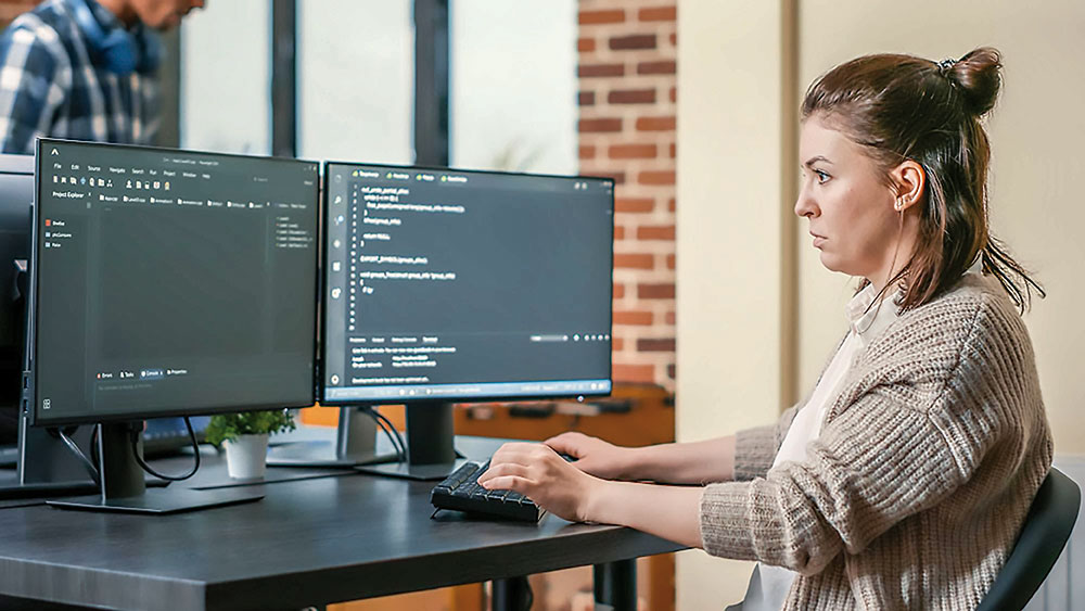 Día del programador: 4 datos clave sobre la carrera con salida laboral ...