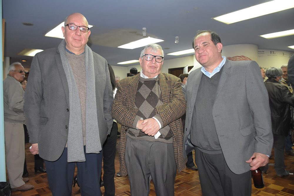 Posesión del nuevo directorio de la Asociación de Periodistas de La Paz ...