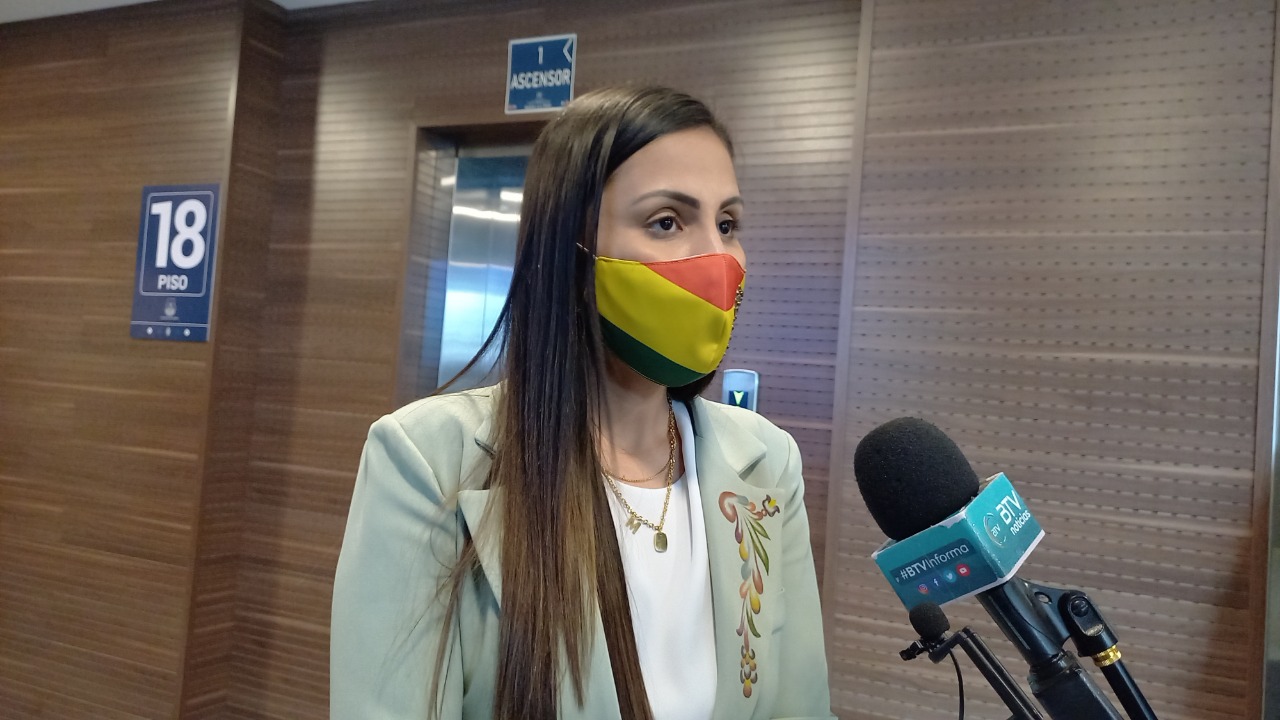 Diputada Álvarez denuncia a justicia secuestrada y selectiva - El ...