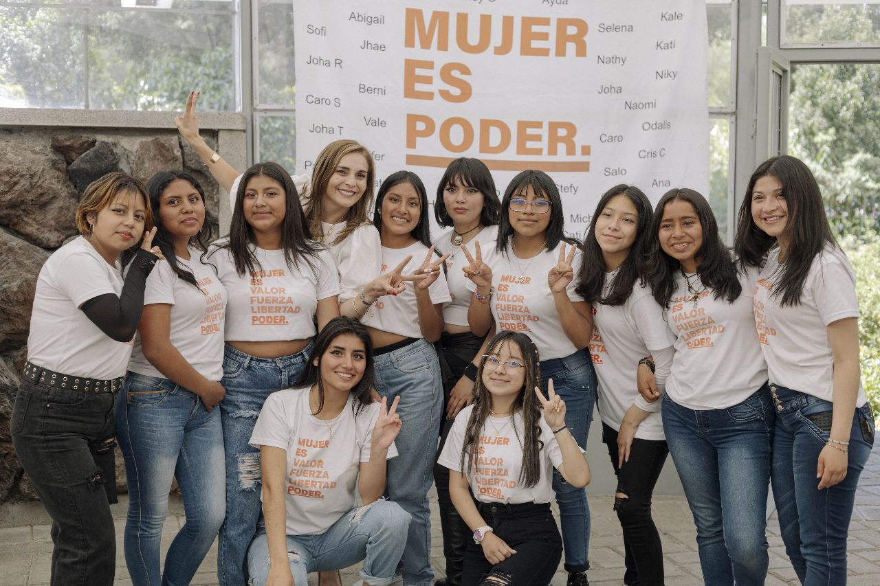 Yanbal destina 100% de las utilidades del perfume Osadía Infinita a su programa “Mujer es Poder ...