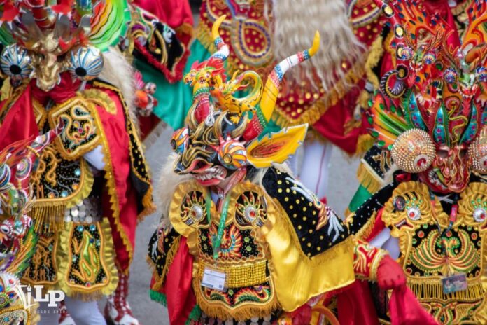 Reto mundial en defensa de la diablada 100 % boliviana - El Diario ...