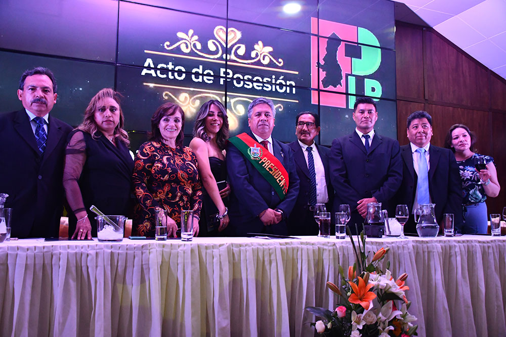 Nueva Directiva de la Federación Deptal. de Profesionales de La Paz ...