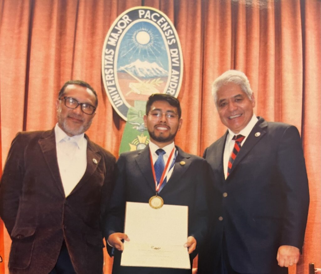Rodrigo Andrade gana premio “Walter González” - El Diario - Bolivia