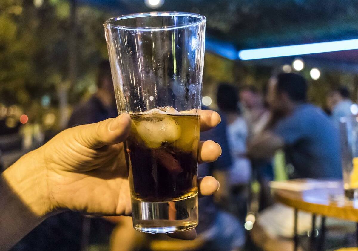 OMS pide a países aumento de impuestos sobre el alcohol - El Diario ...