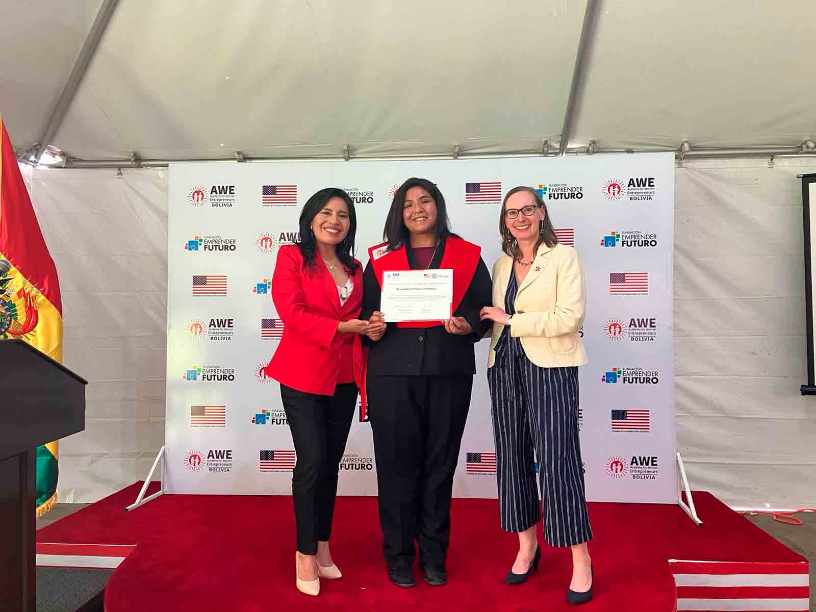 AWE Bolivia graduó a 65 nuevas emprendedoras en La Paz - El Diario ...