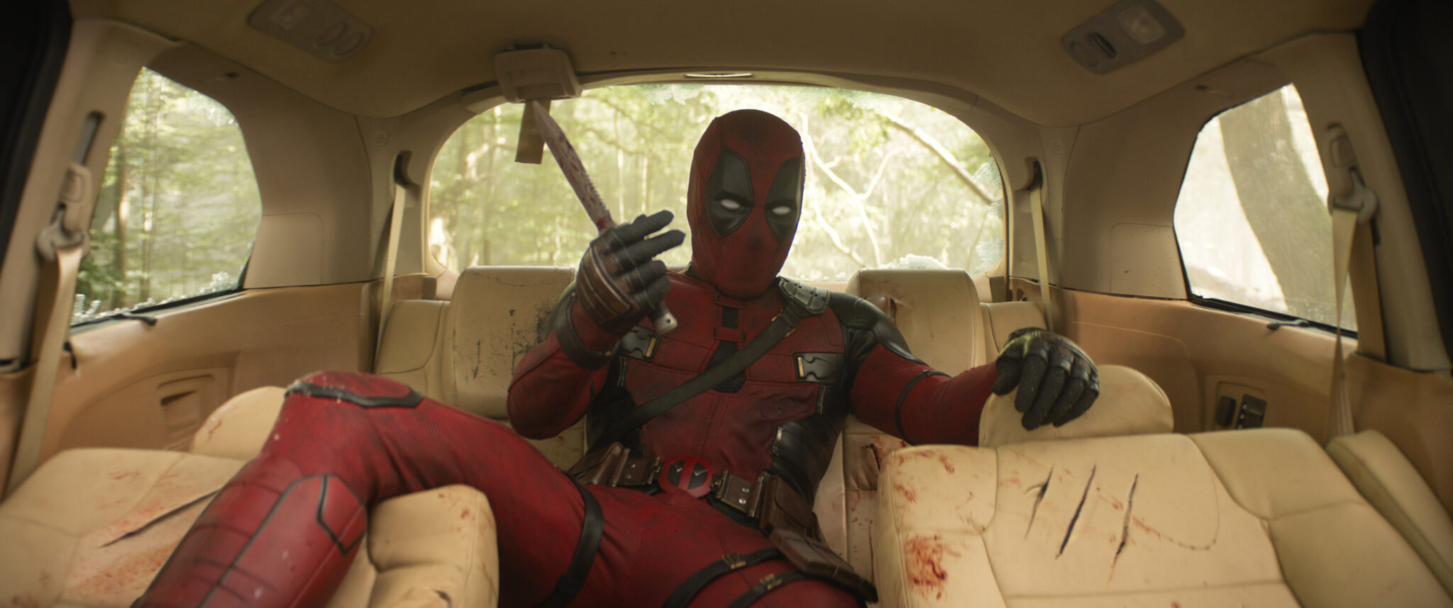 Marvel Studios estrenó el primer tráiler y póster de Deadpool ...