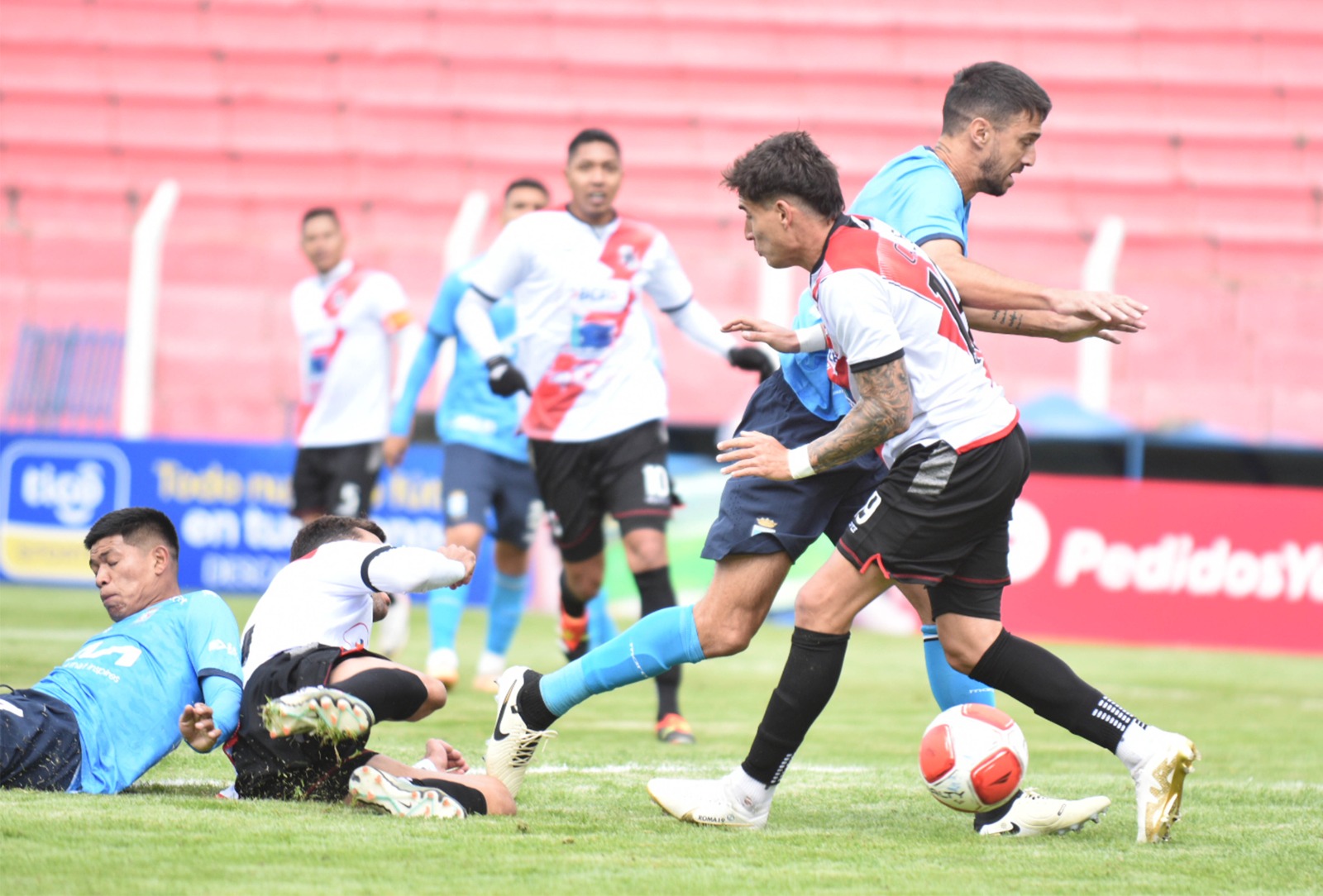 Blooming resigna el triunfo - El Diario - Bolivia