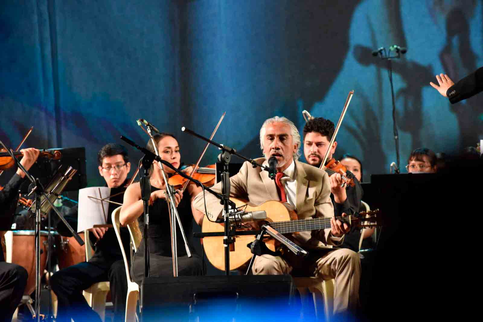 Willy Claure Sinfónico en La Paz con lo mejor de la cueca boliviana ...
