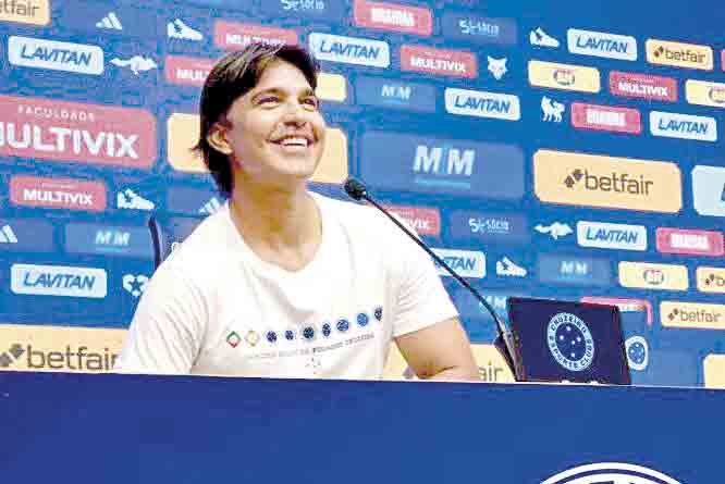 Martins anuncia la fecha de su última ‘flechada’ - El Diario - Bolivia