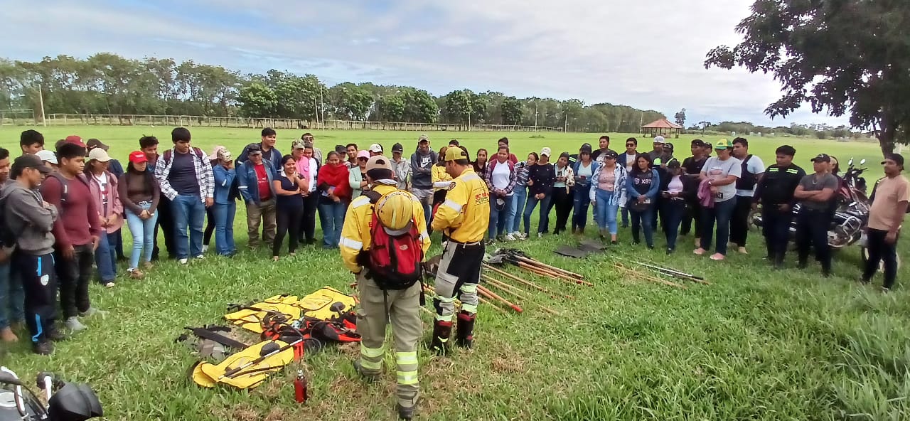 Bomberos Forestales realizarán tareas de prevención en Roboré - El ...