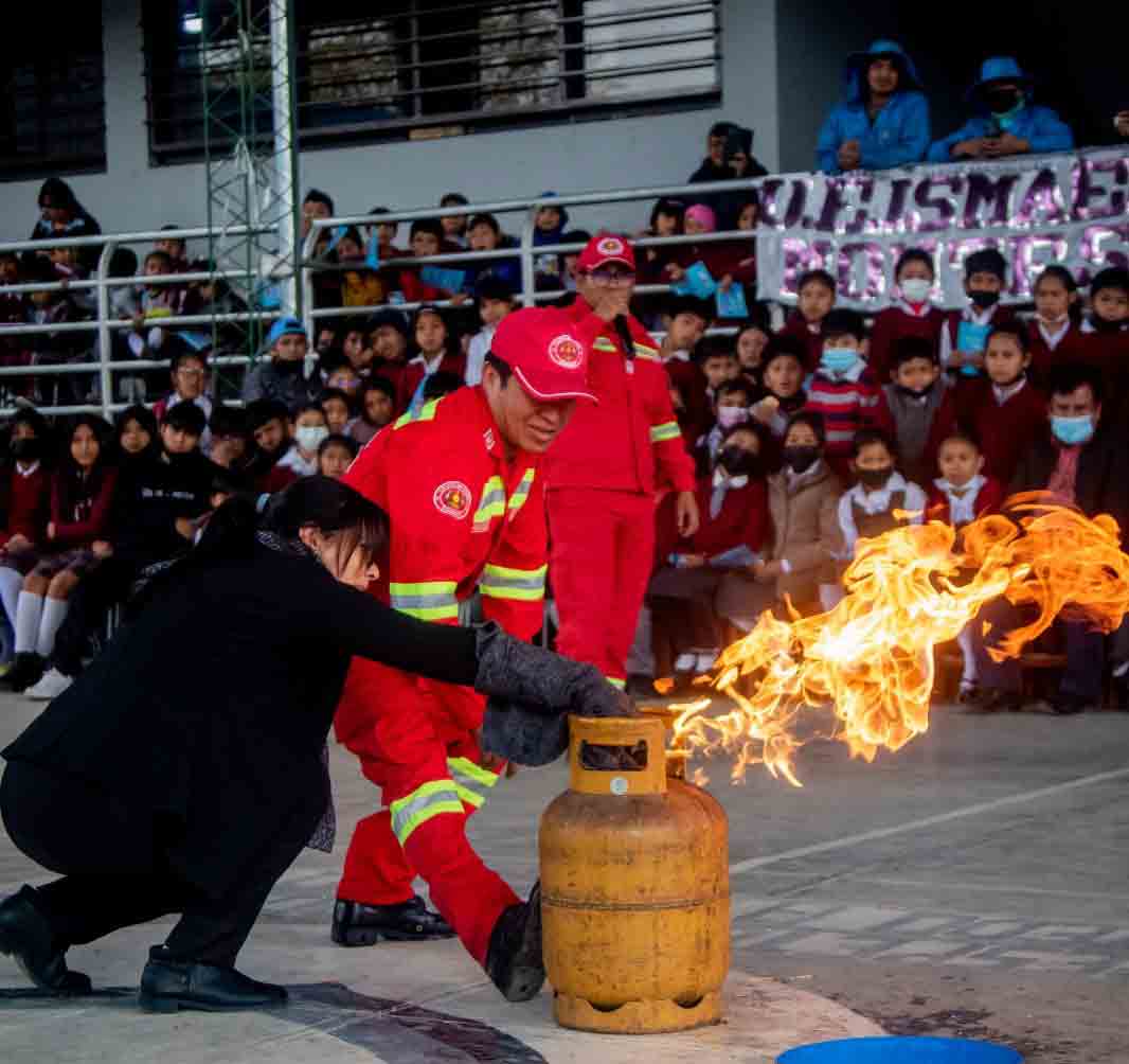 Capacitan a personal para que sofocar incendios en San Juan - El Diario ...