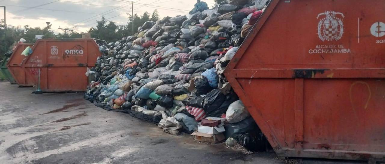 Bloqueo del ingreso a K´ara K´ara genera 3.600 toneladas de basura - El ...
