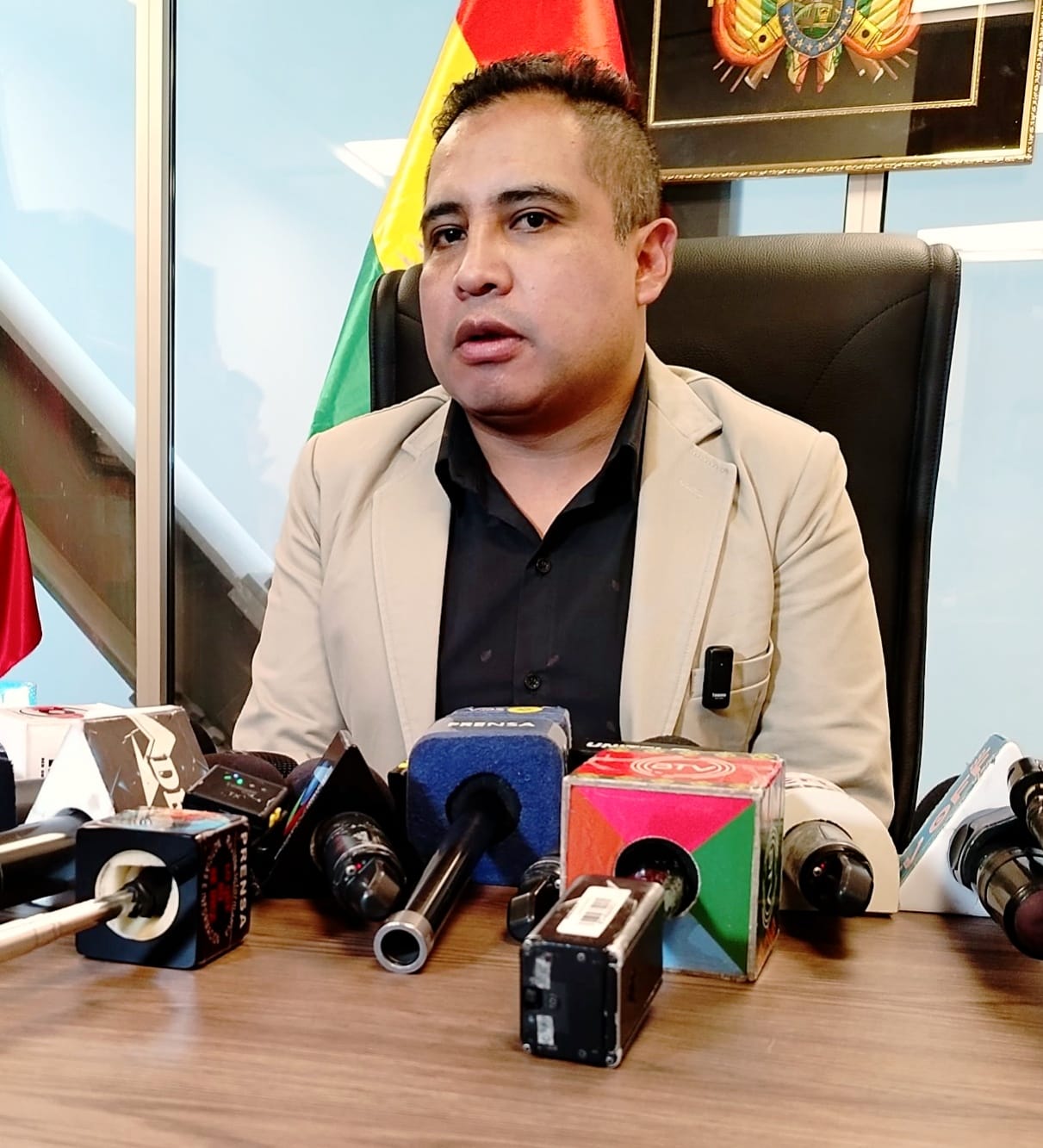 Gobierno permite que se humille a sus instituciones - El Diario - Bolivia