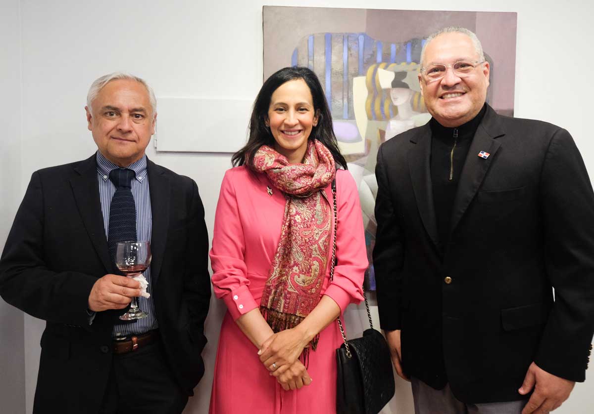 Fabricio Lara muestra su arte en Daniela Mérida Gallery - El Diario ...