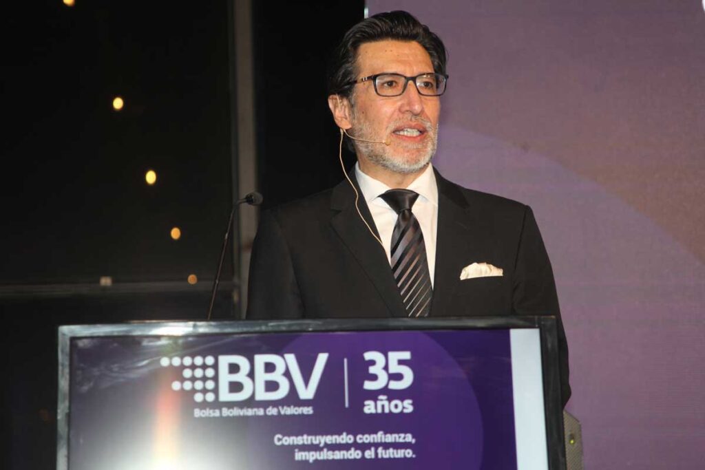 BBV conmemora 35 años de operaciones - El Diario - Bolivia
