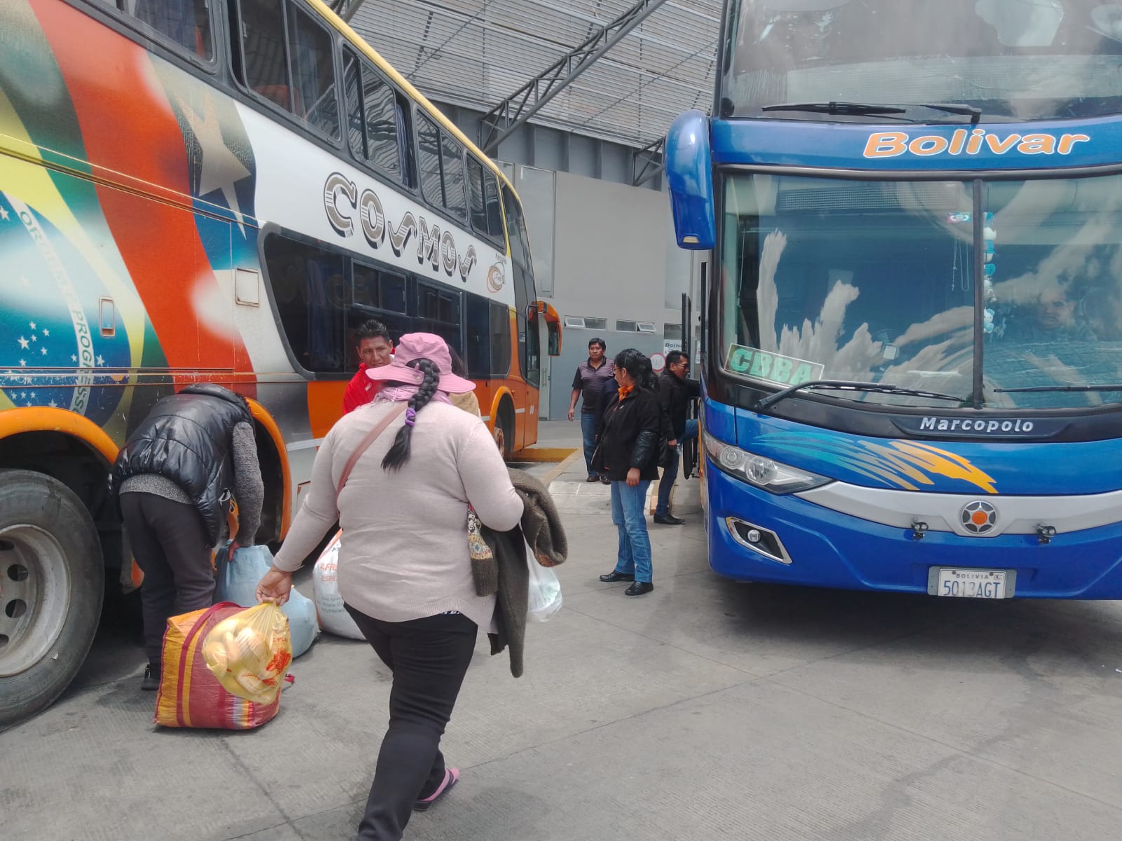 Terminal habilita salida de buses a Santa Cruz por carretera antigua ...