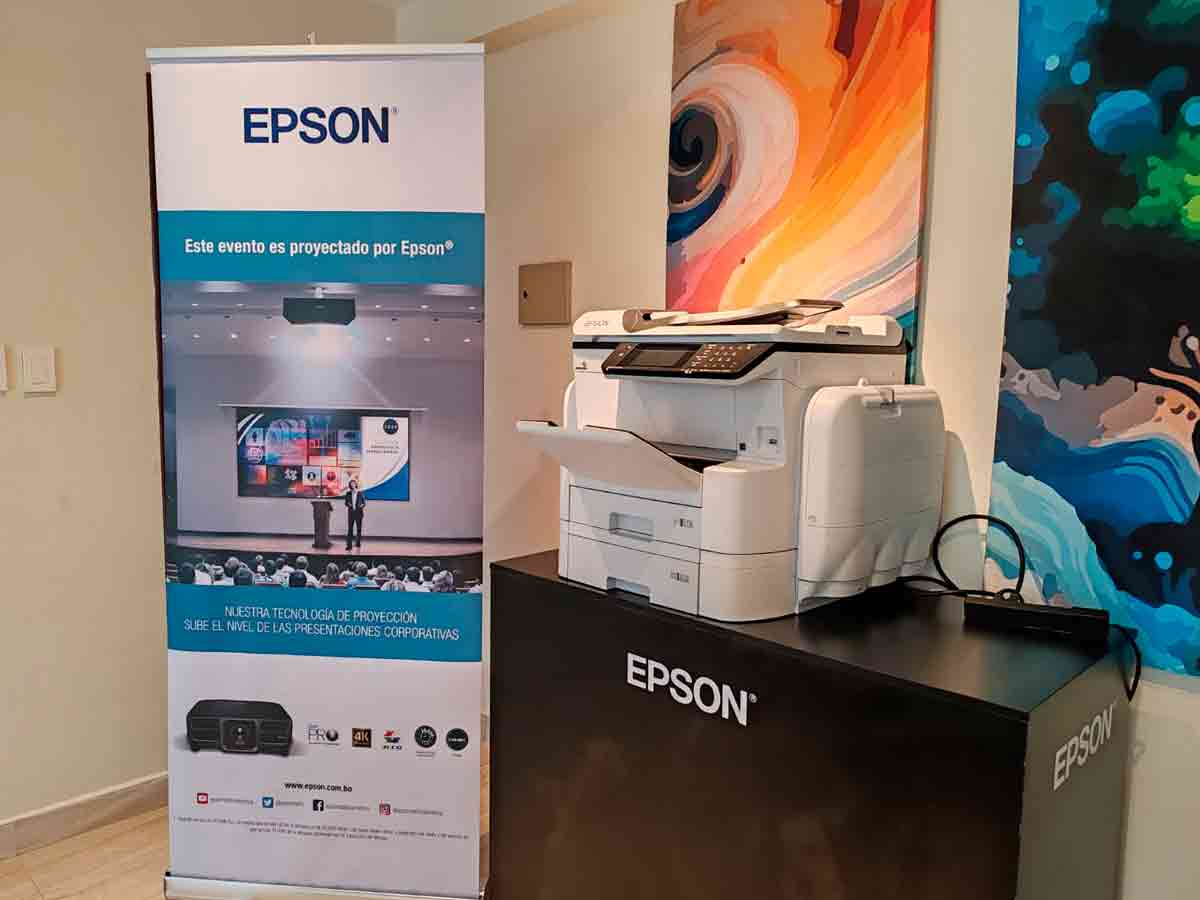 Epson inauguró un showroom en la ciudad de La Paz - El Diario - Bolivia