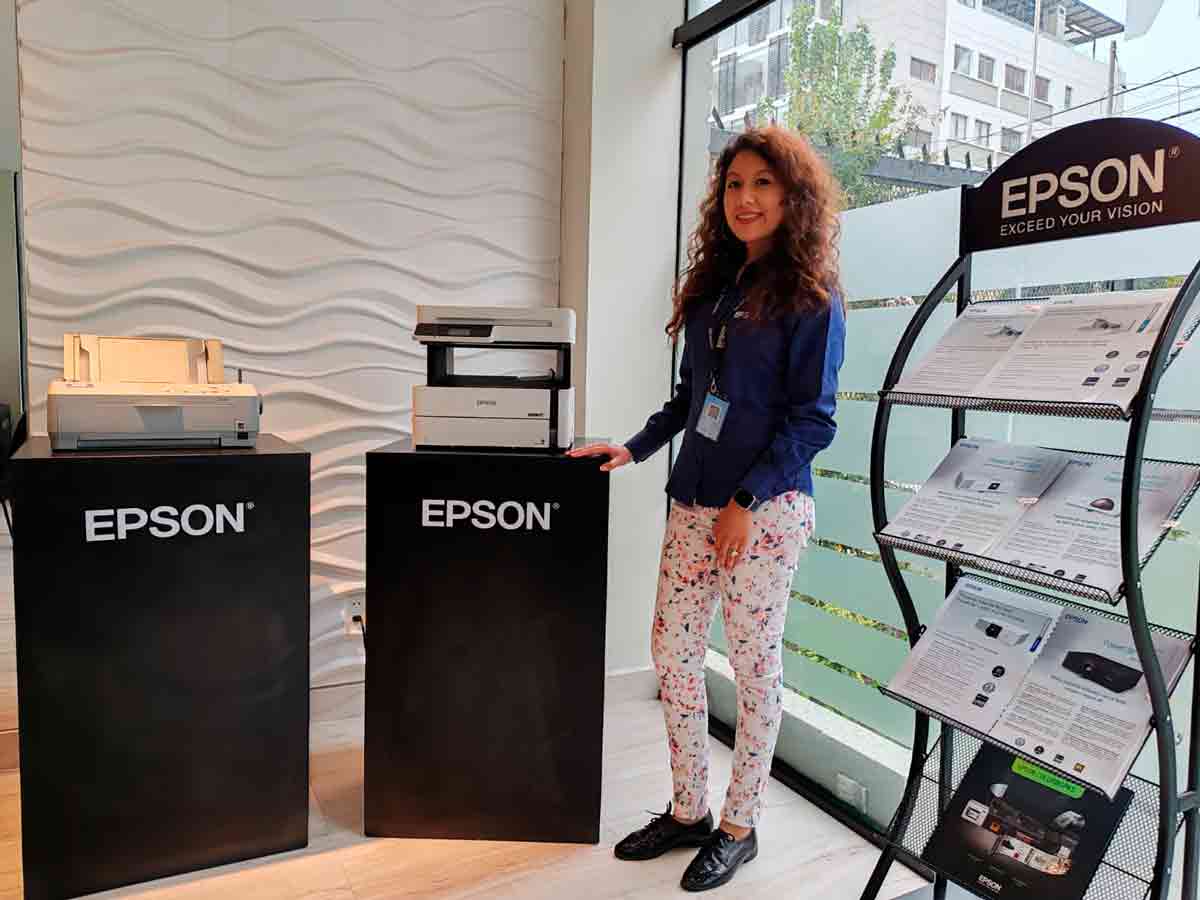Epson inauguró un showroom en la ciudad de La Paz - El Diario - Bolivia