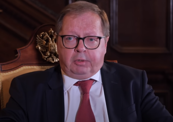 Embajador ruso: “Medios británicos me sugirieron desertar”. (19:58 ...