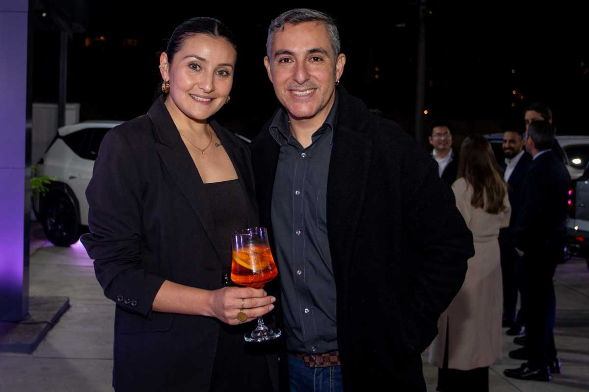 GAC Motor estrena showroom - El Diario - Bolivia