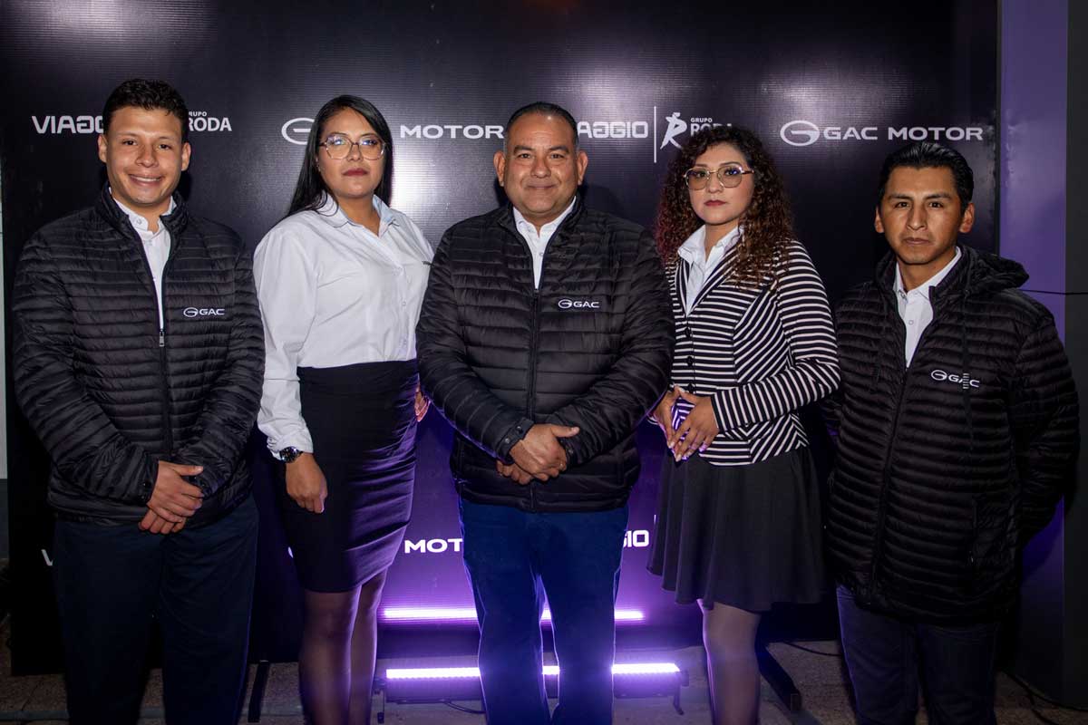 GAC Motor estrena showroom - El Diario - Bolivia