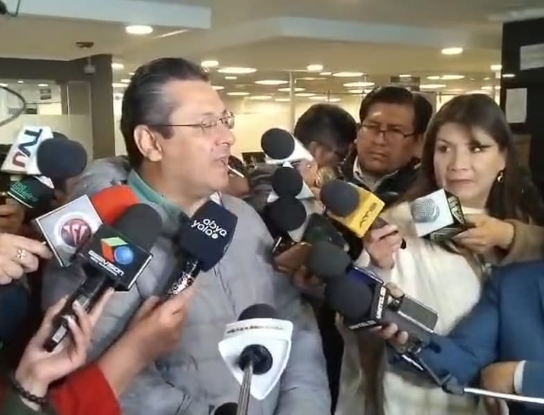 Declinación de Luis Arce a su candidatura responde a intereses del ...