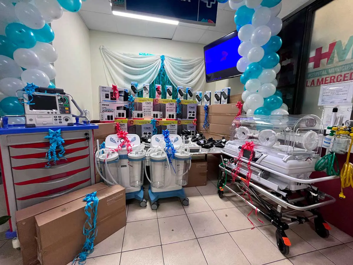 Entregan equipamiento al Hospital La Merced - El Diario - Bolivia