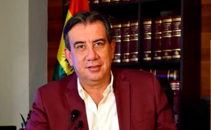 “Lara es un buen tipo, pero está rodeado de algunos vividores como ...