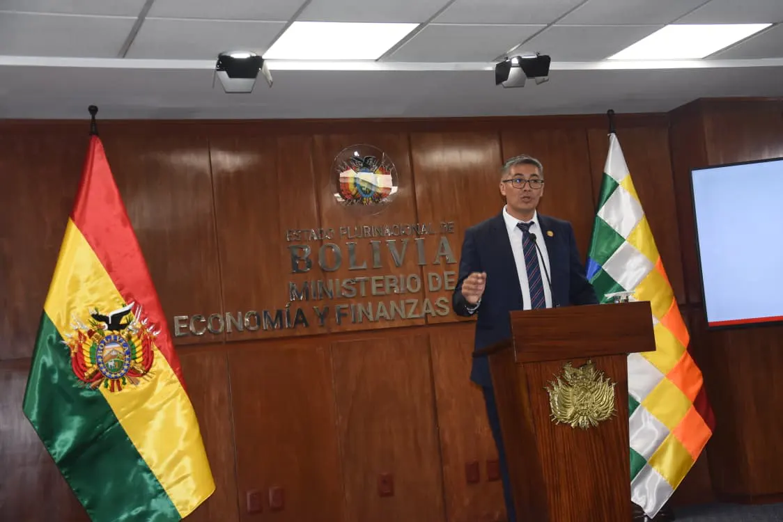 Gobierno emitió bonos soberanos por valor de $us 1.000 millones - El ...